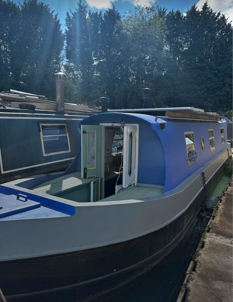 High Jump - Narrowboats.uk